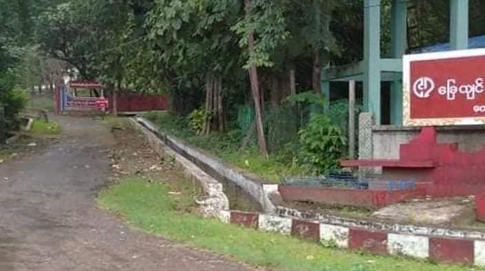 Angry Families Quarrel with Senior Burma Army Officers Over Mis ...